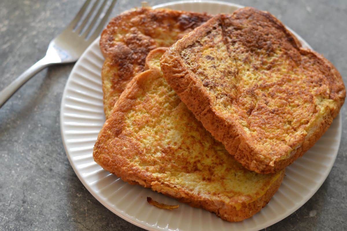Griddle French Toast Recipe - Just 5 Ingredients! • Recipes from French ...
